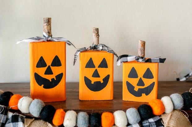 Wooden Jack-O-Lanterns - Made To Be A Momma